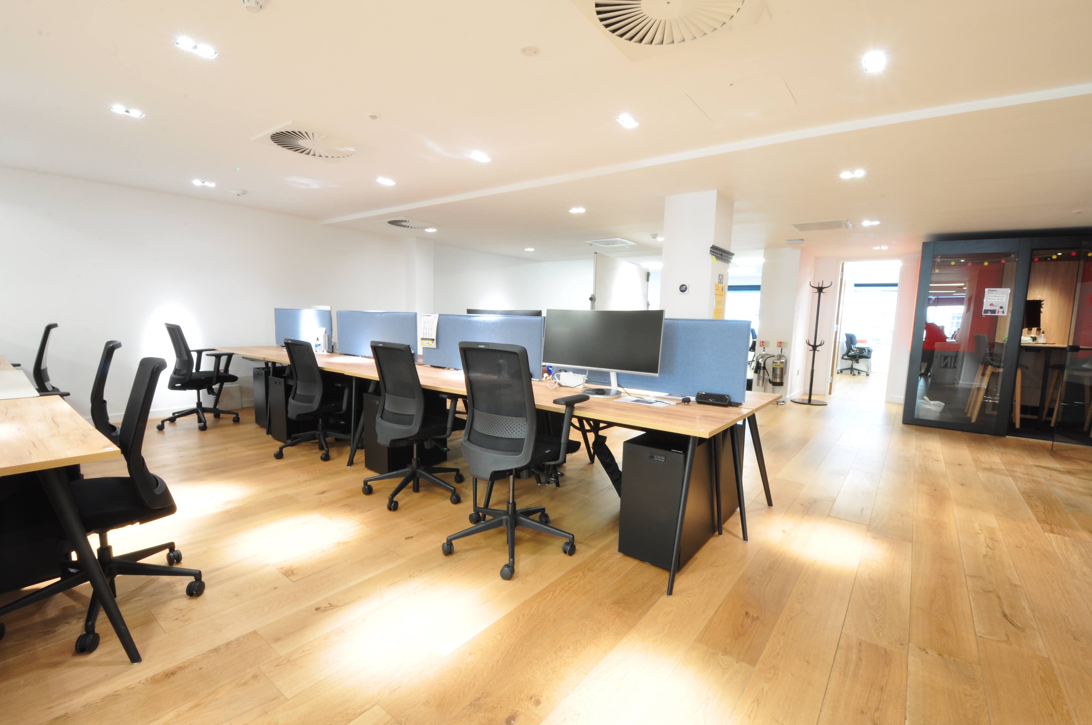 Furnished offices to rent on flexible terms D2 | Workthere
