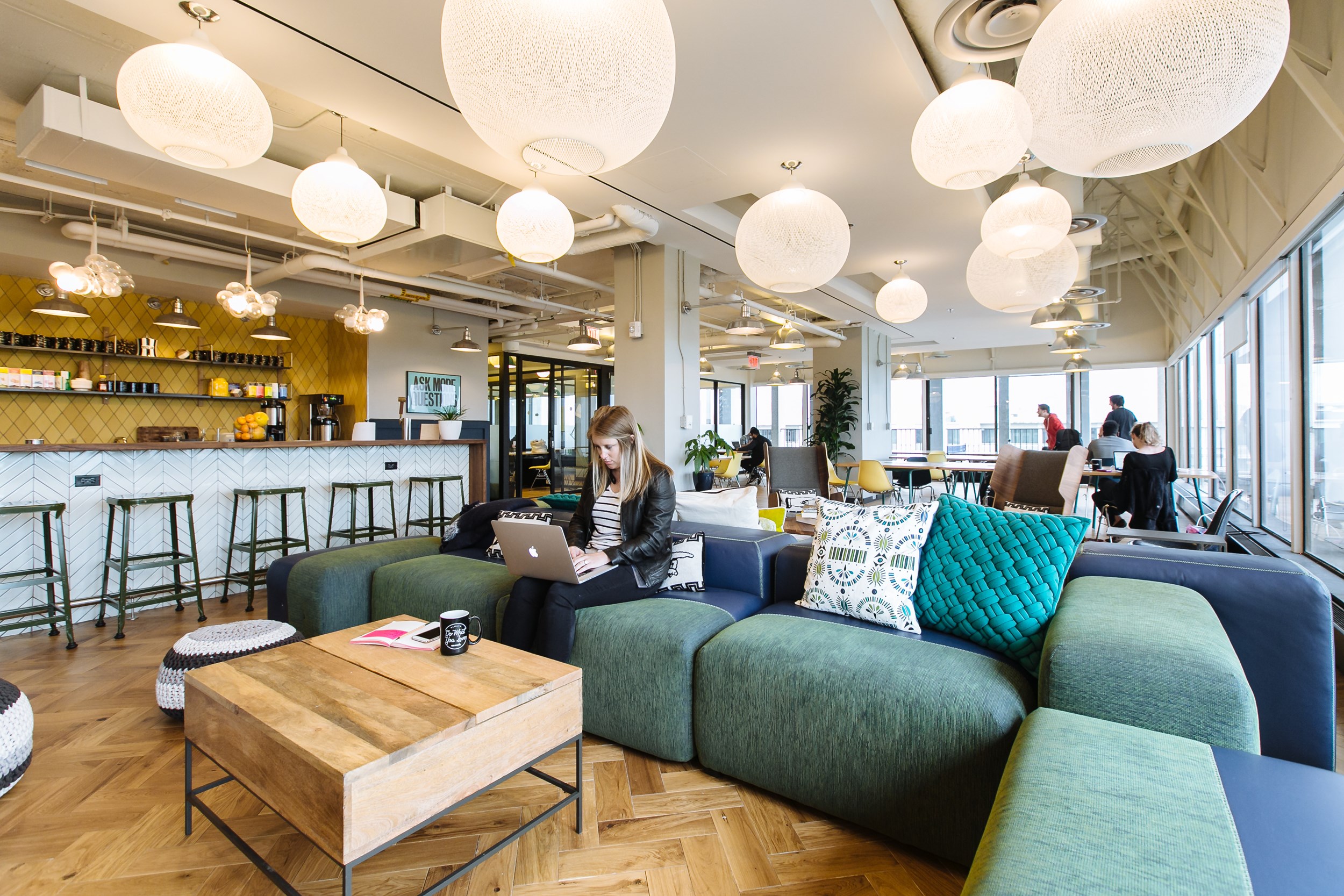 2221 S Clark St Arlington | Workthere