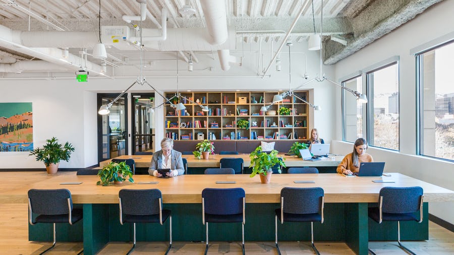 Flexible Workspace | Woodland Hills, CA | Workthere
